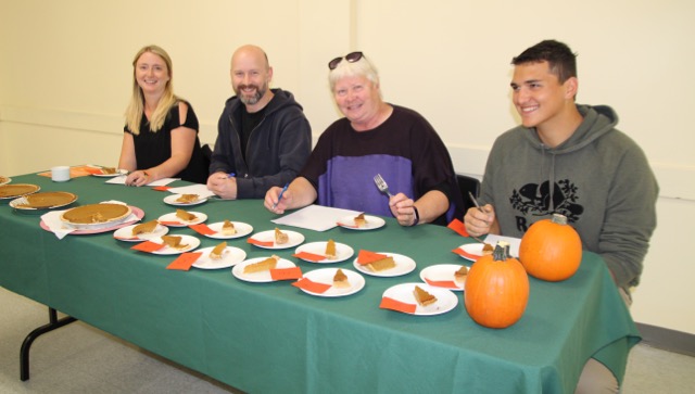 Getting in the Hallowe'en spirit at the Dwight library - Huntsville Doppler