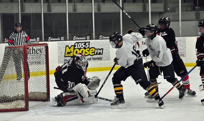 Junior C Otters cap off 1-1 weekend with hospital fundraiser ...