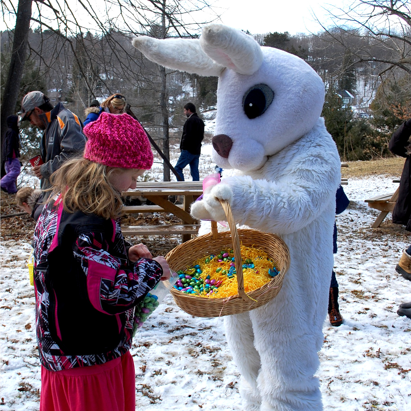 21st annual Nutty Chocolatier Easter Egg Hunt: in photos - Huntsville ...