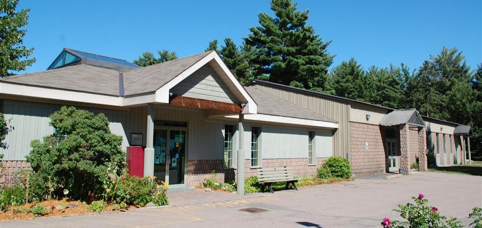 Lake of Bays libraries abolish late fees - Huntsville Doppler