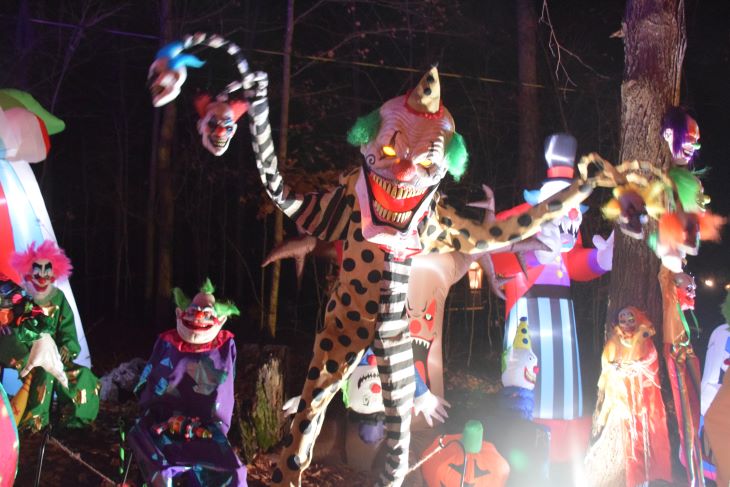 Best Halloween decorations in town! - Huntsville Doppler