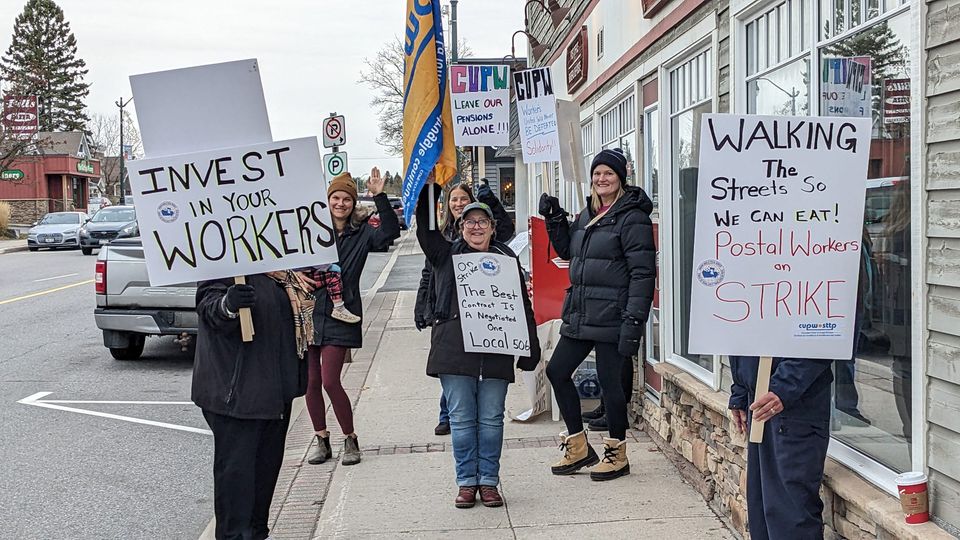 Canada postal workers on strike - Huntsville Doppler