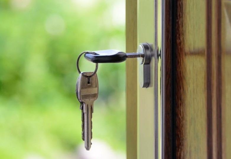 Lake of Bays moves forward with a 4% Municipal Accommodation Tax ...