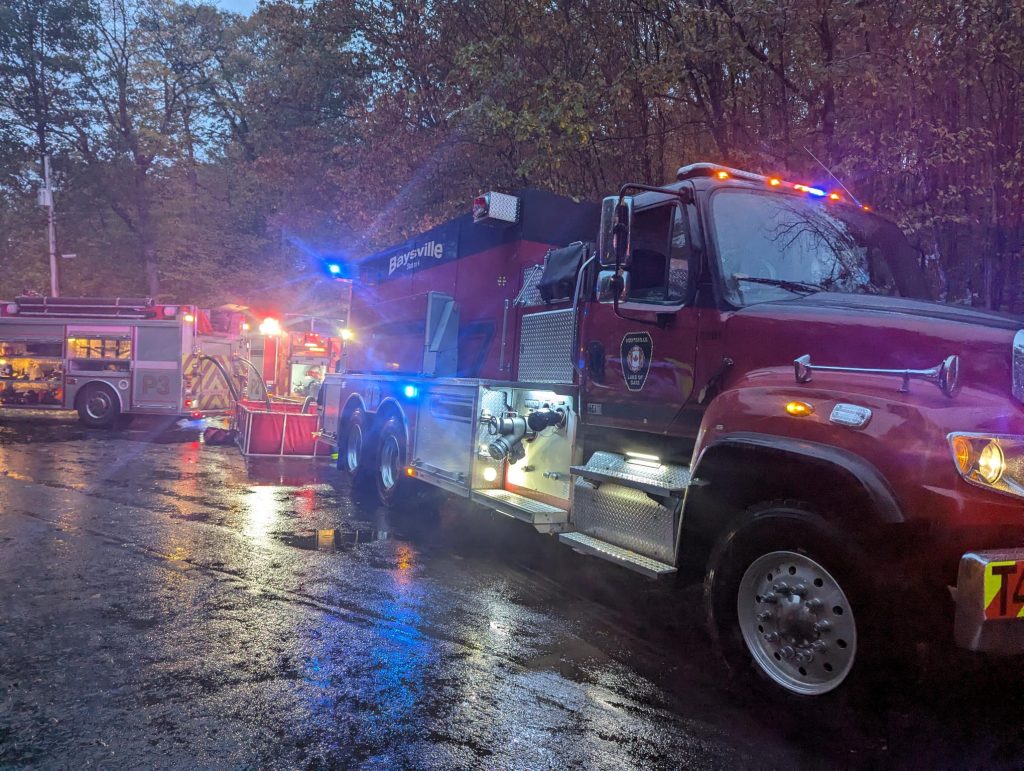 Early morning fire destroys home in Lake of Bays - Huntsville Doppler